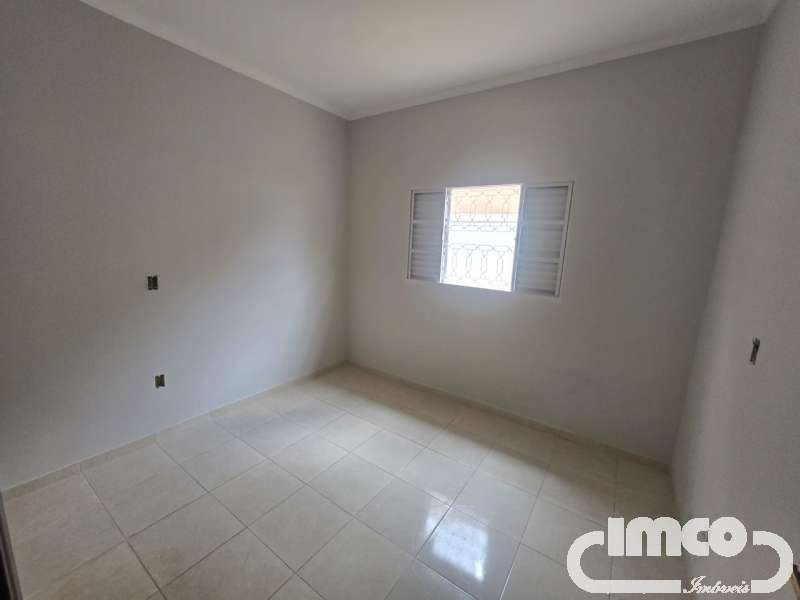 Casa à venda com 3 dormitórios no bairro Jardim Dona Emília em Jaú - SP ...